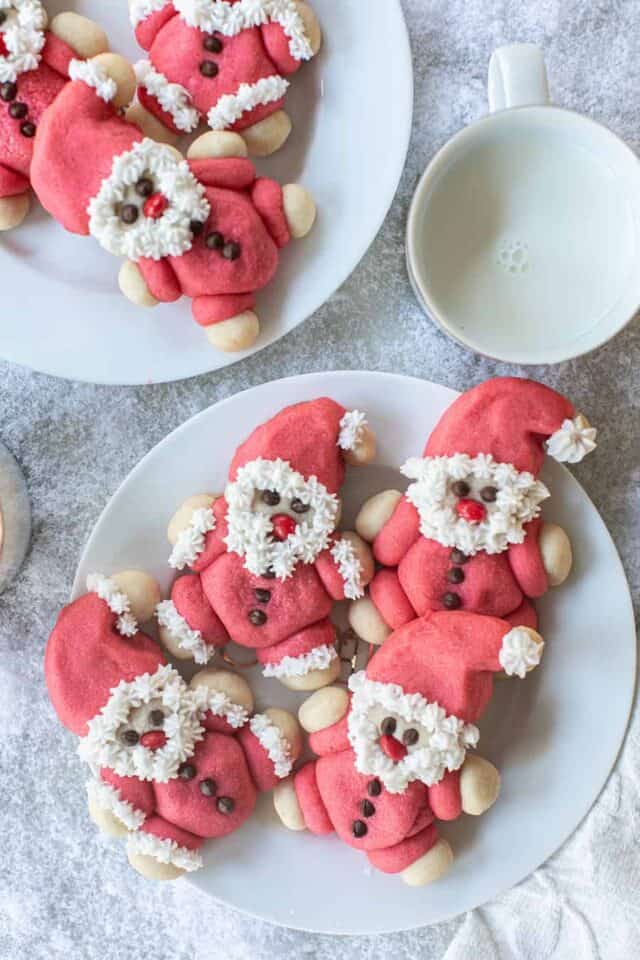 22 Fun & Easy Santa Snacks for Kids - Celebrating with kids