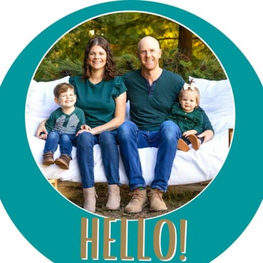 50 best Elf on the Shelf clothes - Celebrating with kids