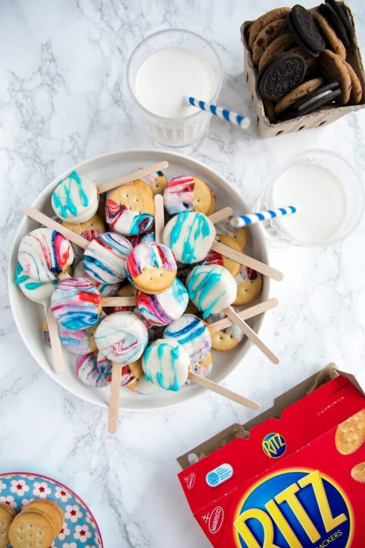 42 fun and easy Red White and Blue foods for kids - Celebrating with kids