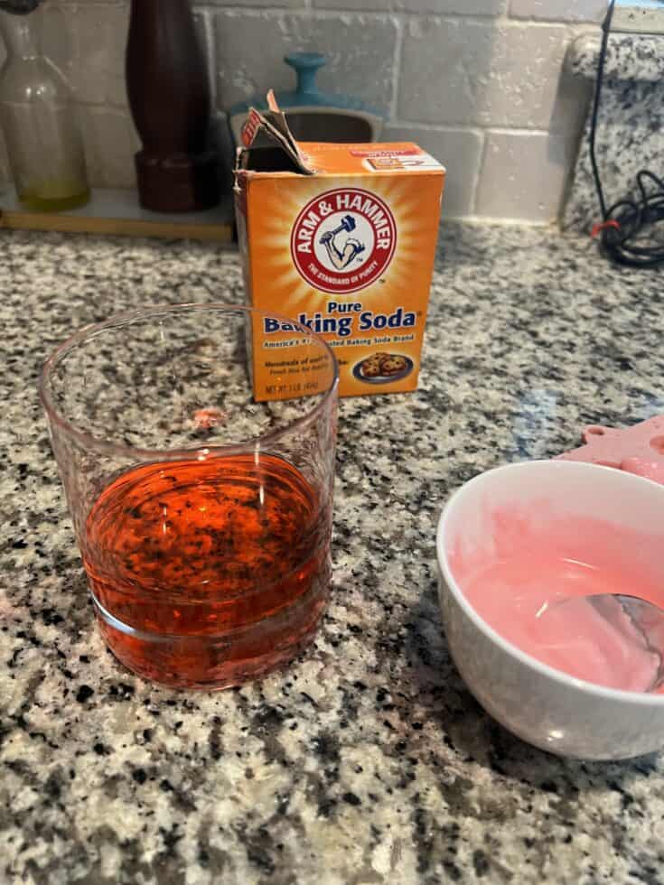 Valentines Day science experiment for kids - Celebrating with kids