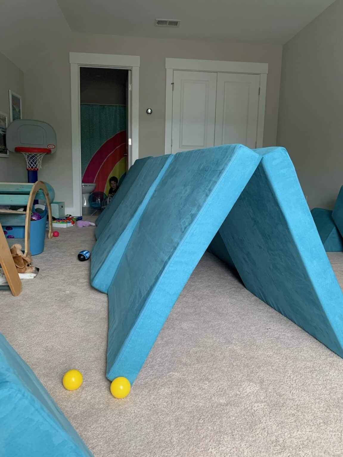 Fun & Easy Nugget Tunnel Build Ideas - Celebrating with kids
