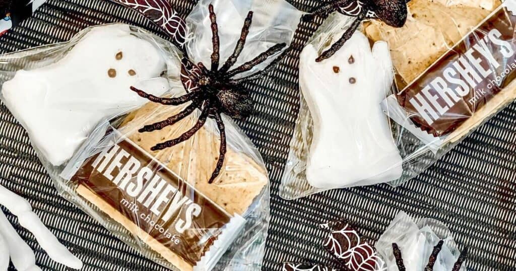 18 Easy Halloween class gift ideas - Celebrating with kids
