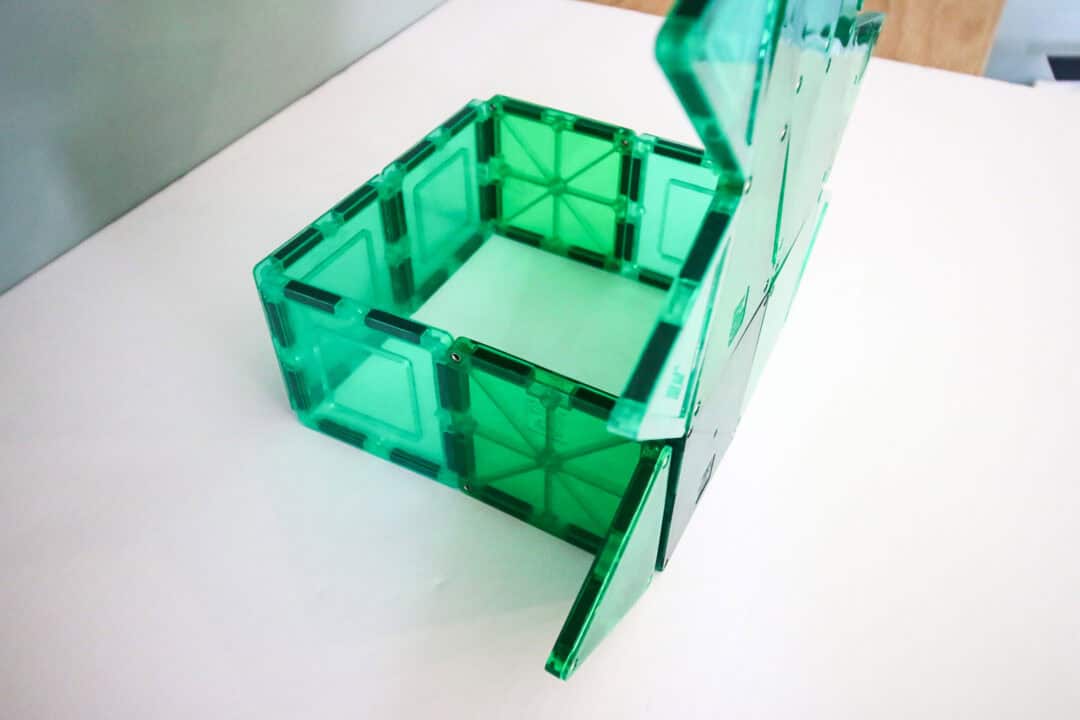 How to make Magnetic Tile Christmas trees - Celebrating with kids