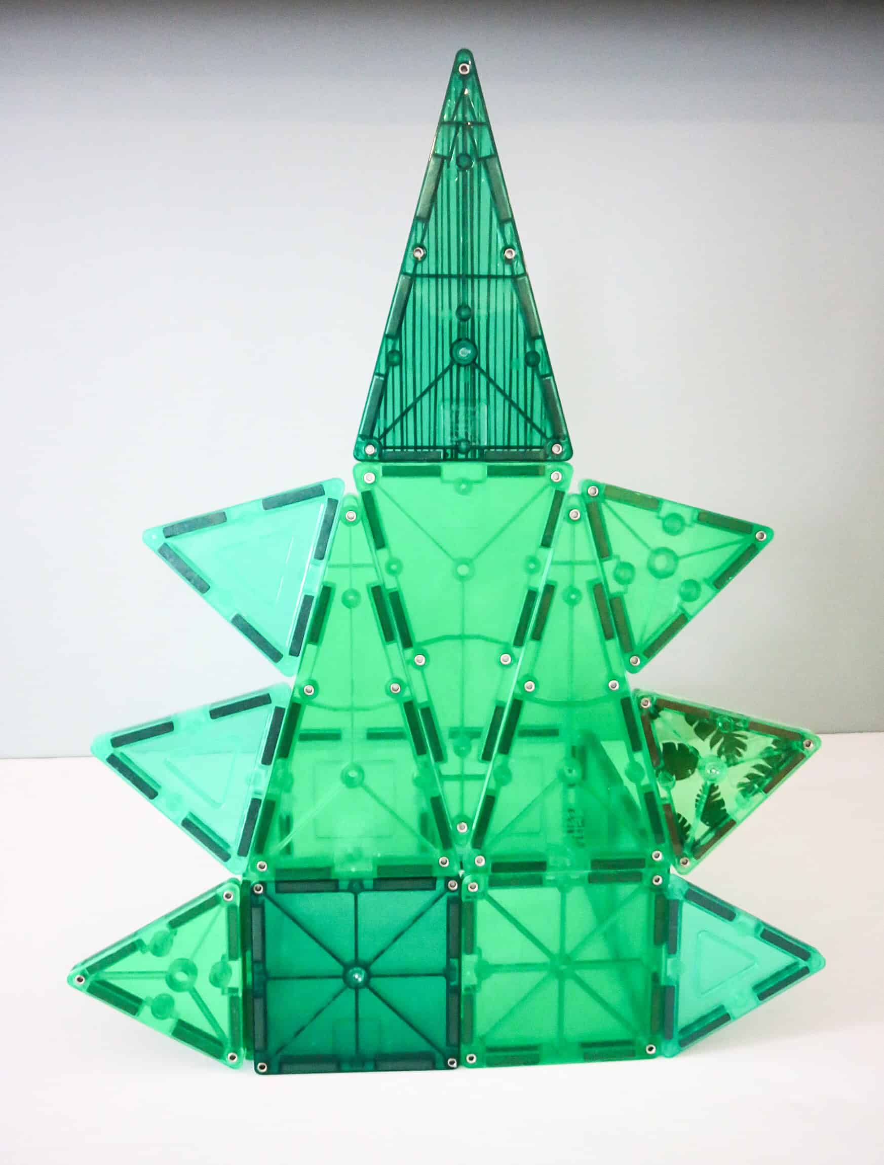How to make Magnetic Tile Christmas trees - Celebrating with kids