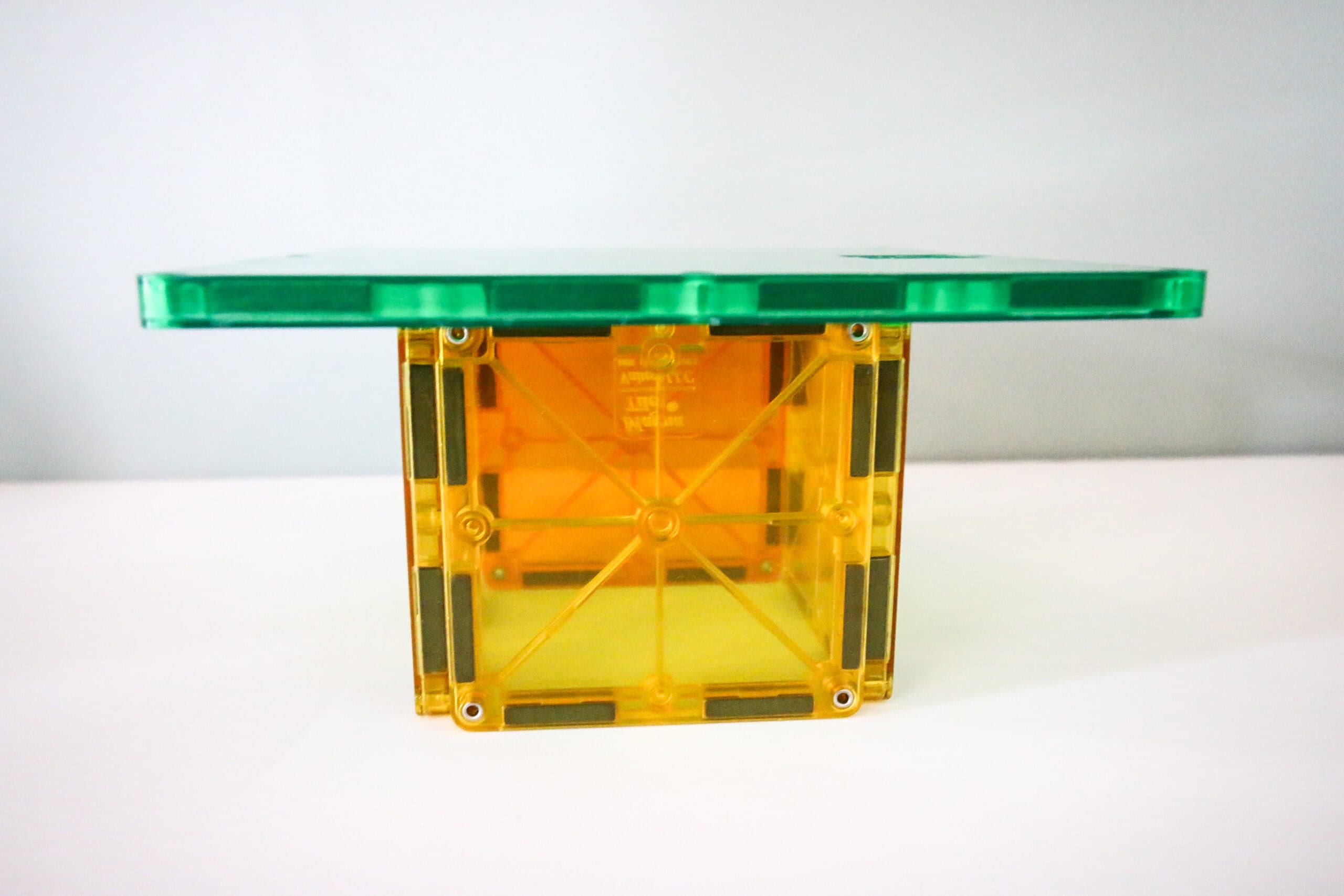 How to make Magnetic Tile Christmas trees - Celebrating with kids