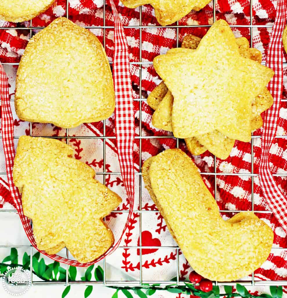 45 Christmas Baking with Kids ideas - Celebrating with kids