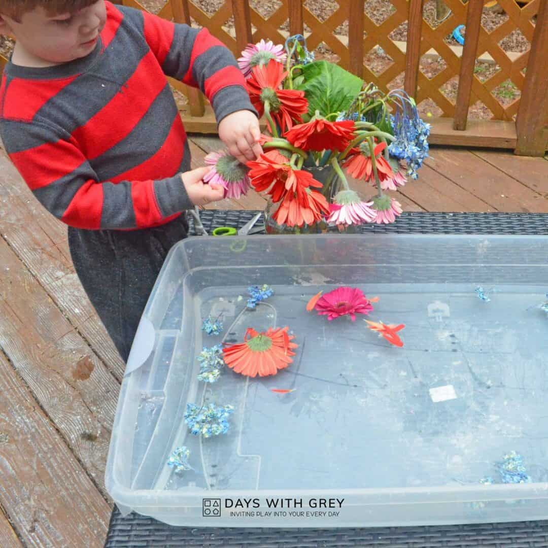 36 fun and easy Flower Art Projects for Preschoolers - Celebrating with ...