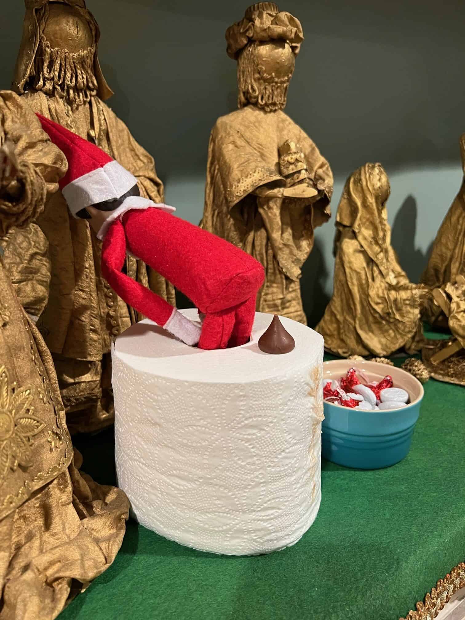 Elf on the shelf idea: pooping - Celebrating with kids
