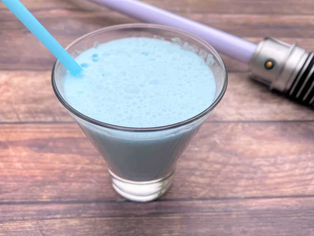 8 Creative Star Wars Themed Snacks for Movie Night - Celebrating with kids