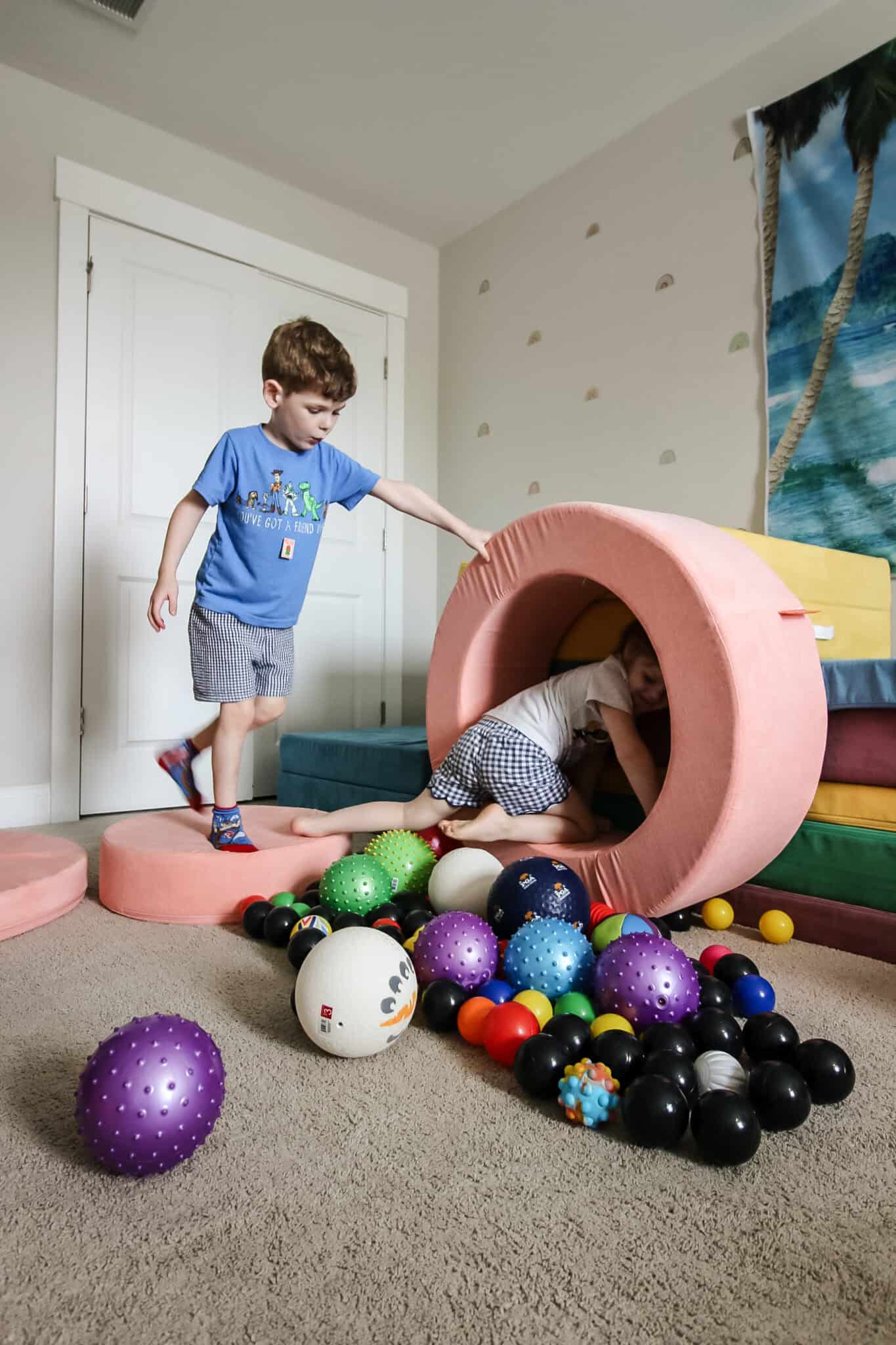 Chunk build ideas - play ottoman fun! - Celebrating with kids