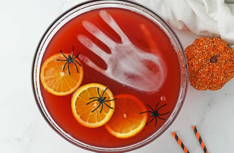10 Halloween Punch Ideas for a Ghoulishly Good Time - Celebrating with kids