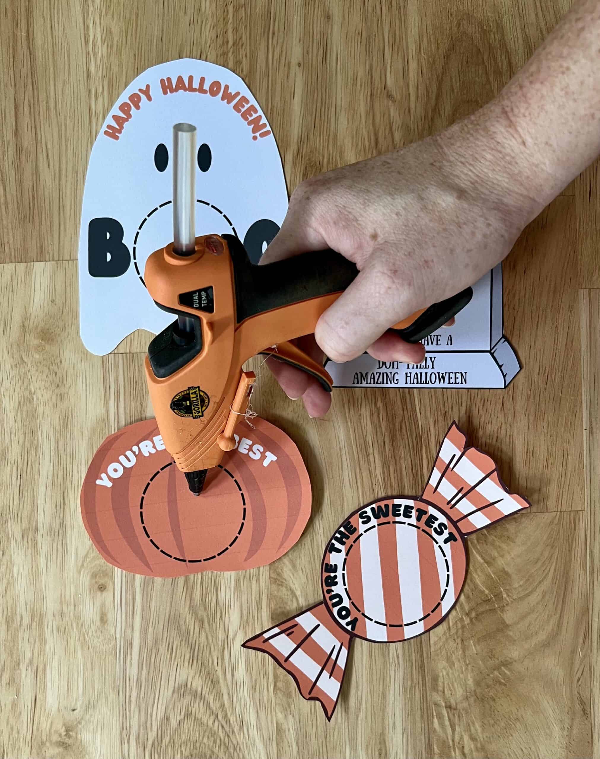 Halloween Play Doh Gift Tags - Free Printable! - Celebrating with kids