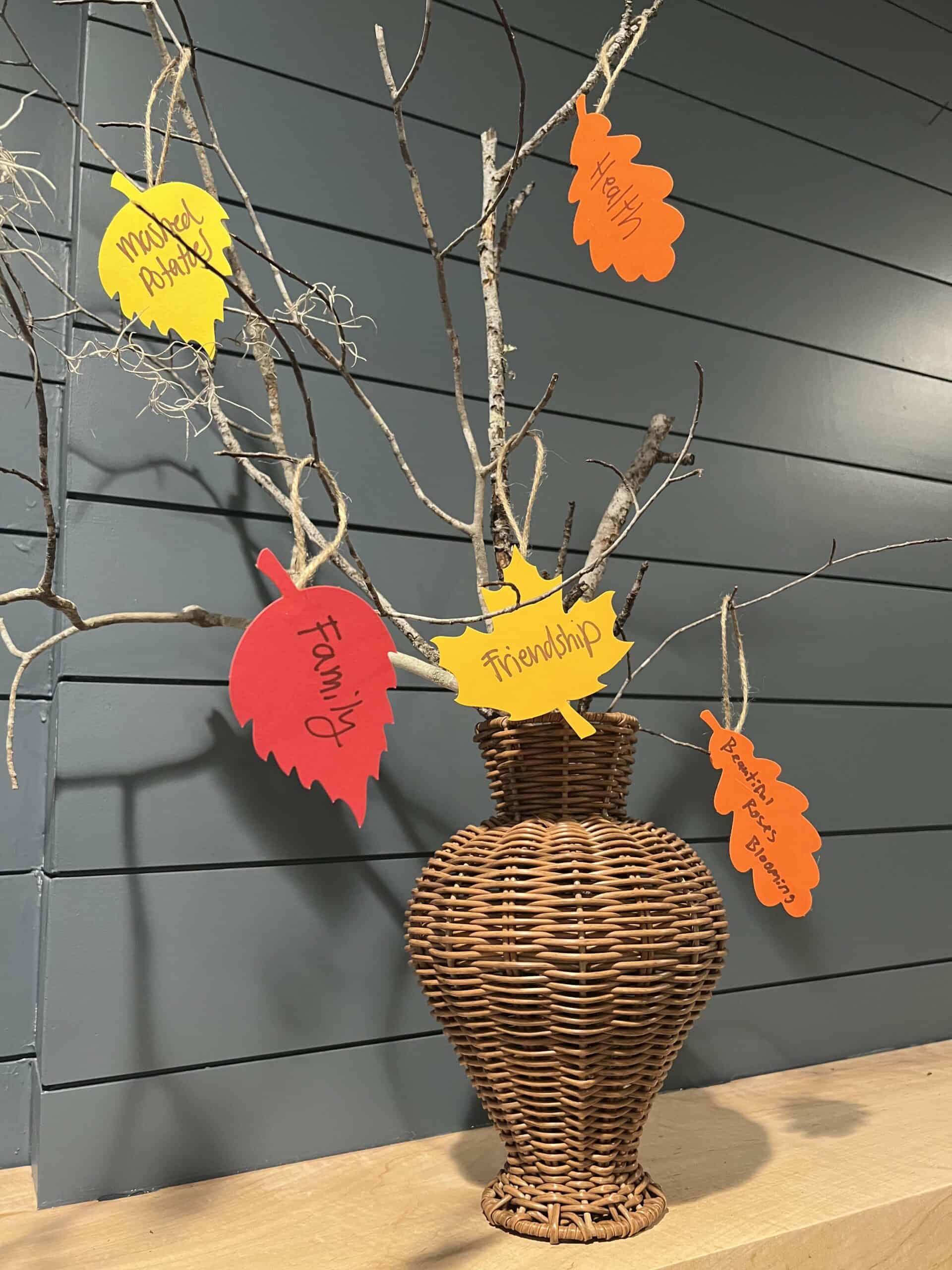 The easiest Thankful tree for Thanksgiving decor! - Celebrating with kids