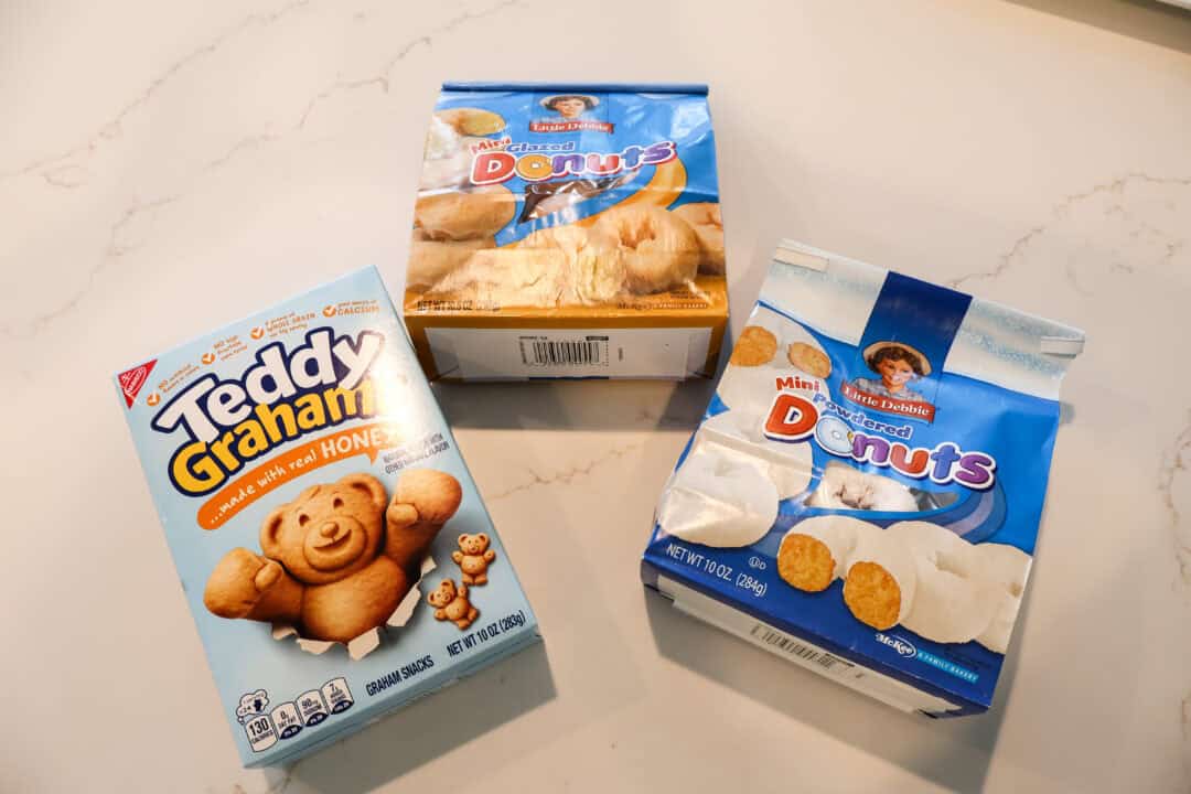 Super easy Groundhog Day Treat for kids - Celebrating with kids